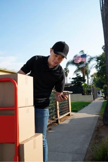 The Cheapest Way to Send a Parcel Internationally